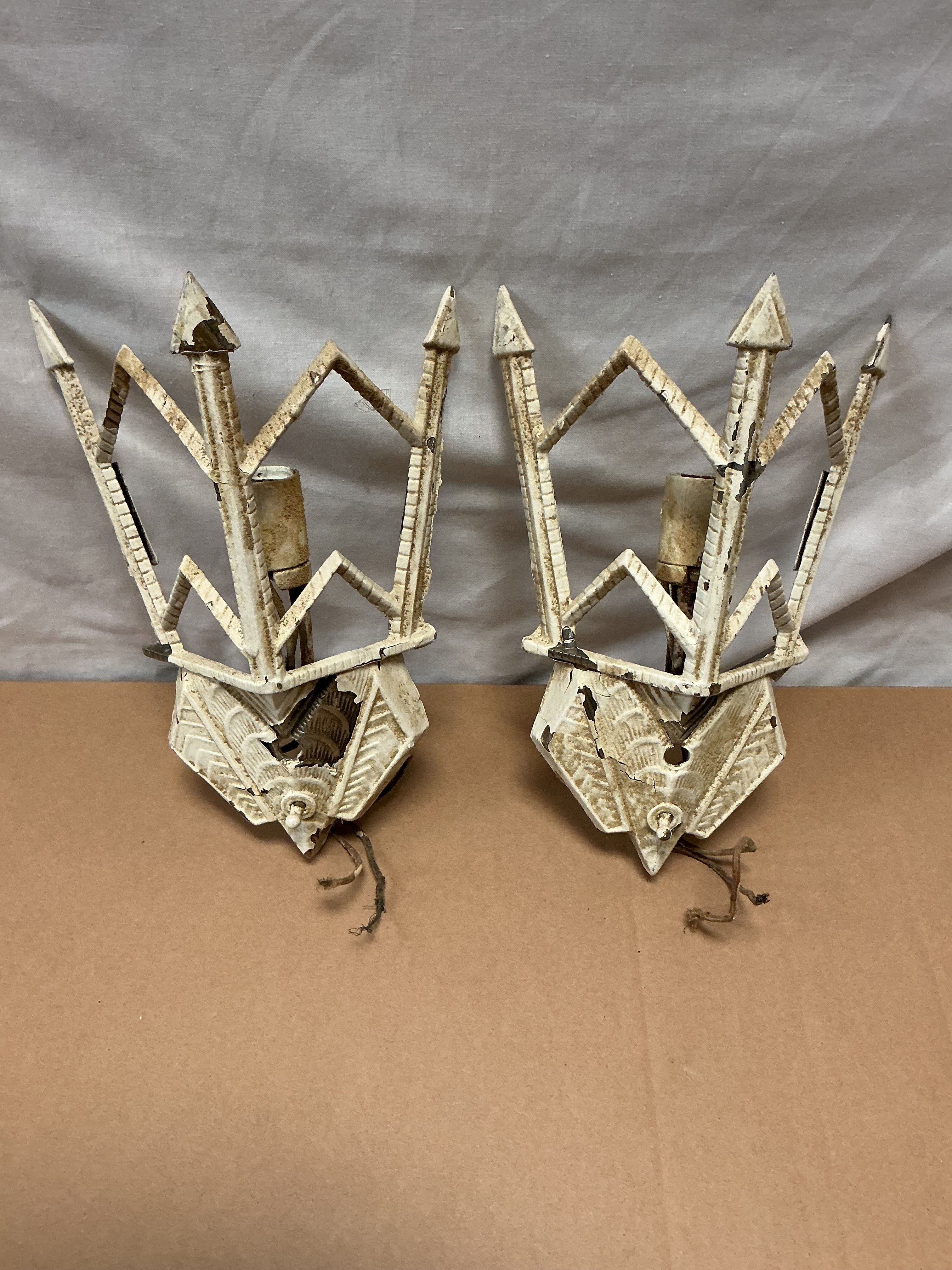 Pair of 1930s- 40s Art Deco Style Sconces – Roy's Army Surplus ...