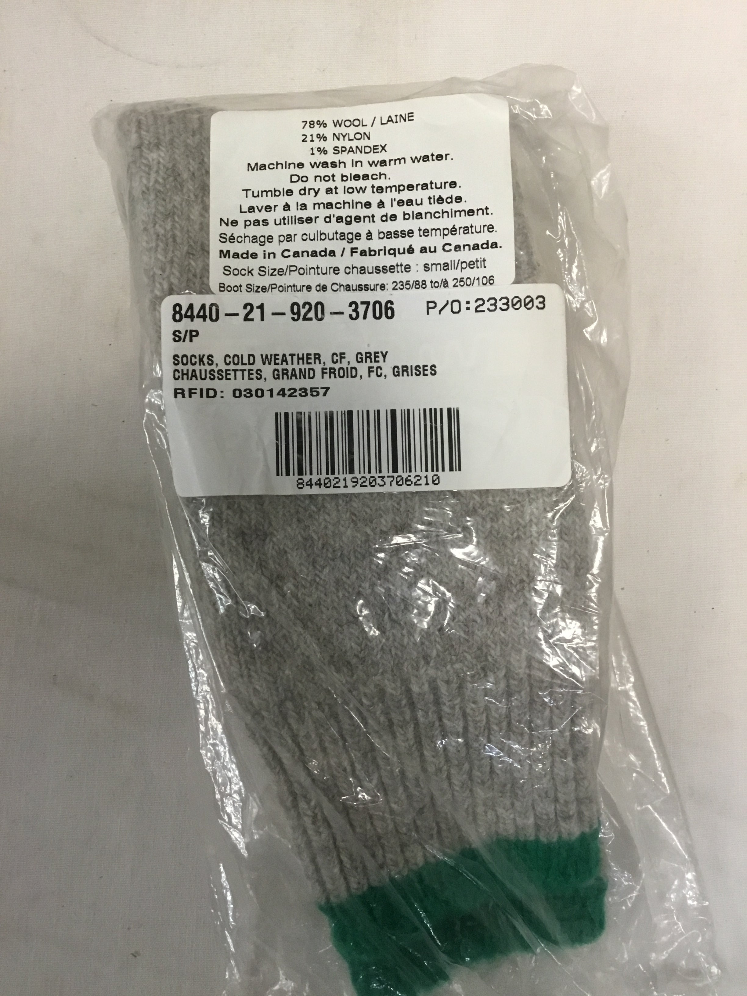 New Heavy/Weigh Military Wool Socks Small – Roy's Army Surplus ...