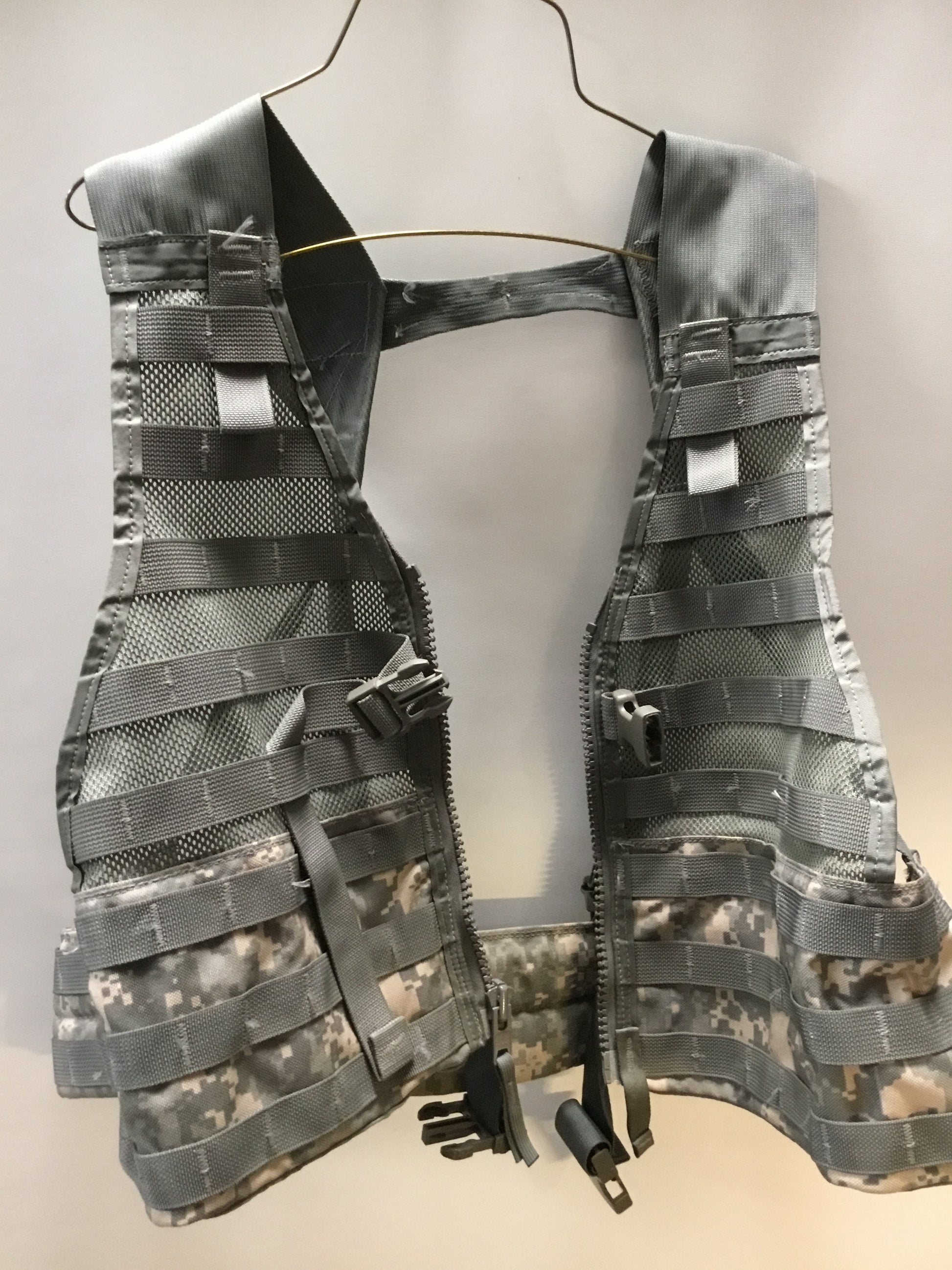 U.S. military load bearing Vest – Roy's Army Surplus & Collectables